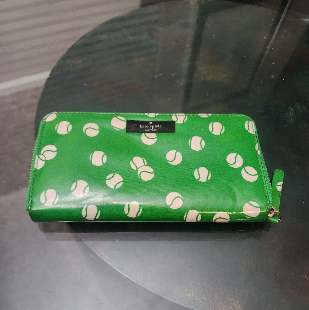 Rare Kate Spade Courtside Zip Around Tennis Ball Wall… - Gem